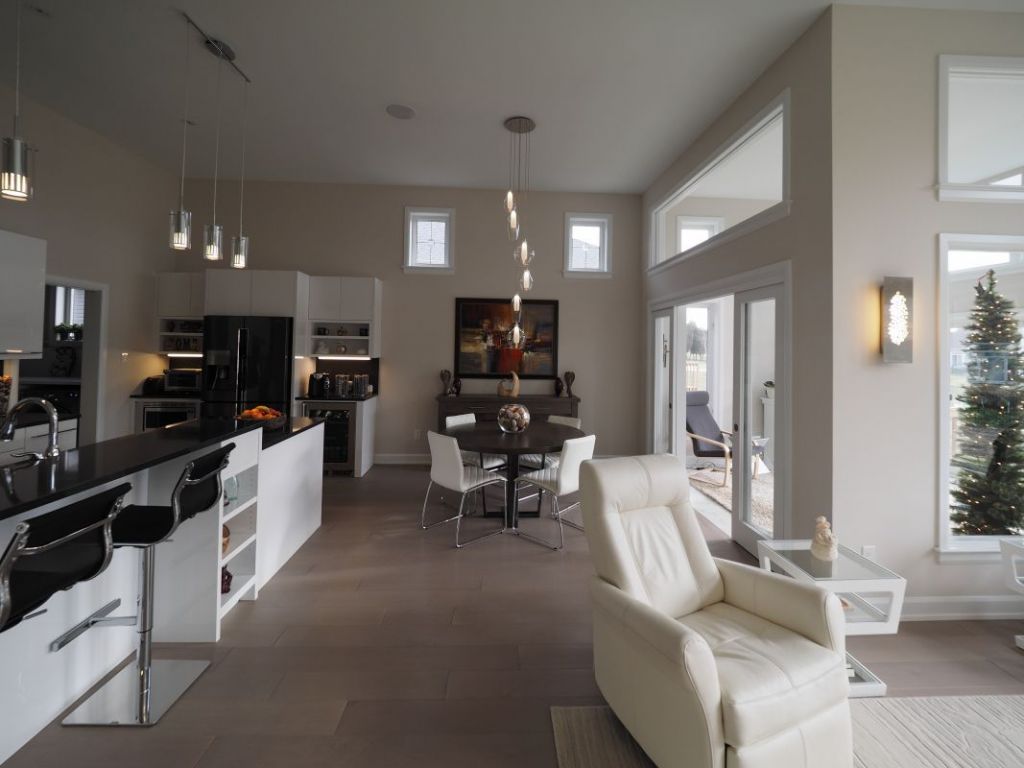 Canadian Hard Maple Hardwood Flooring from Logs End