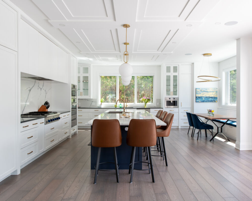 Logs End White Oak Is A Timeless Canadian Classic - Logs End